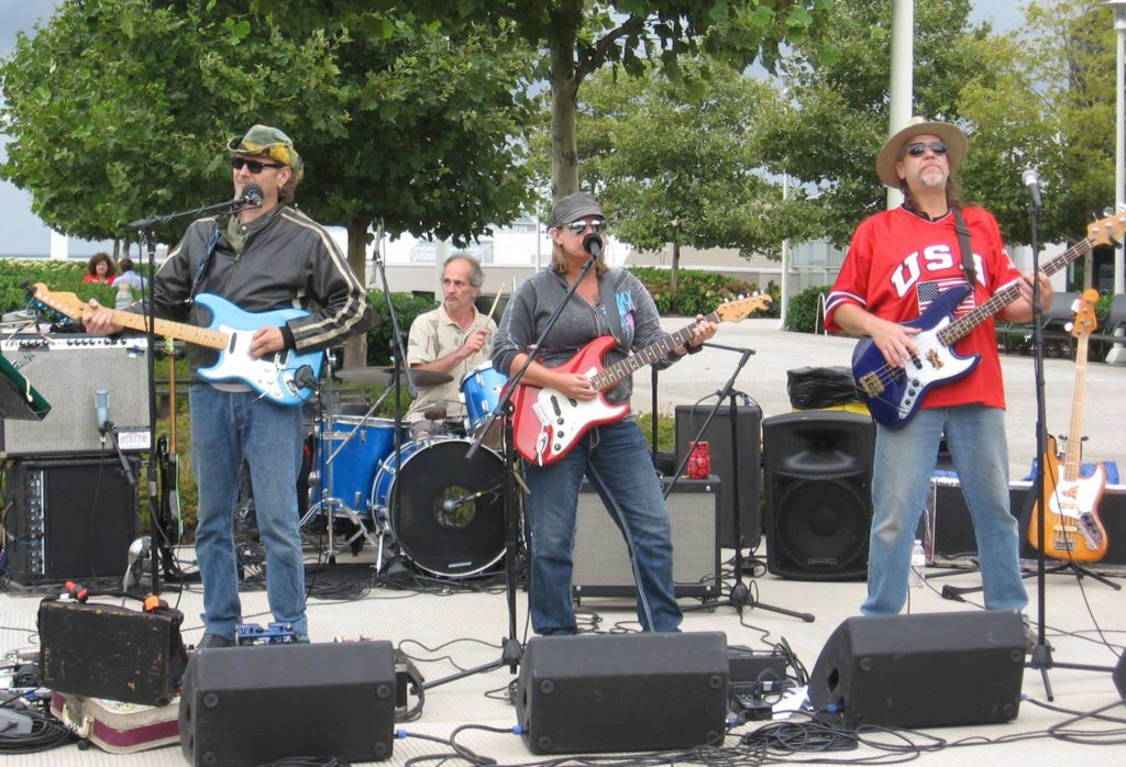 DD & The Knockers – Rock Capital Productions